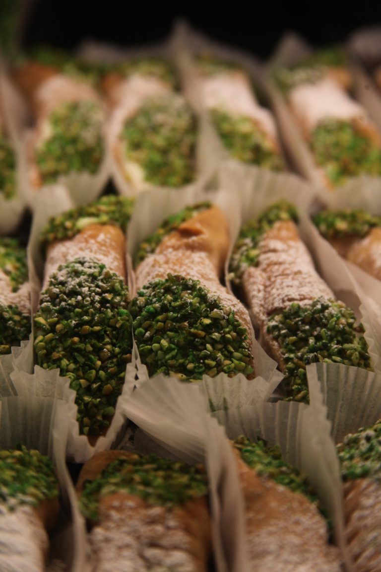 Holy Cannoli! – The Grapevine