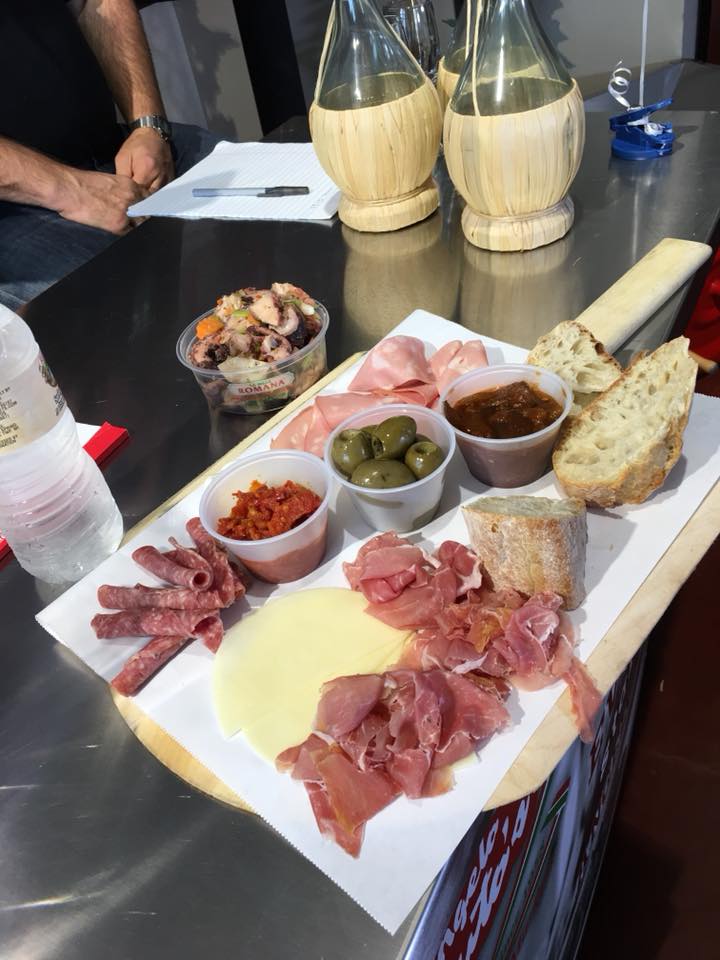 Holiday Gift Guide– Caputo’s Edition – The Grapevine