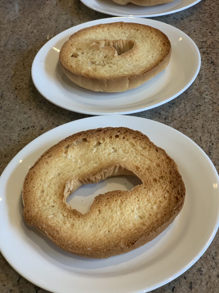 Friselle: What it is and what to do with it – The Grapevine